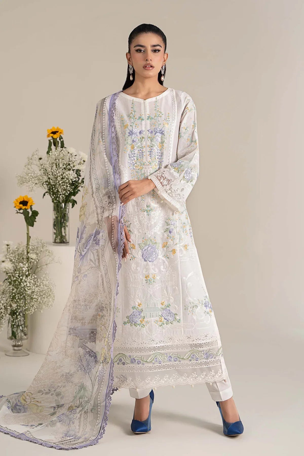 Maria B - 3 Piece Embroidered Self Jacquard Lawn Suit - Off White – Norah